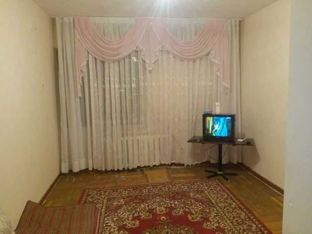 Продам 3-х комнатную в Шайхантахурском районе.Дружба народов
