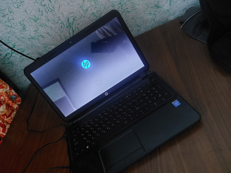 Notebook hp  sotiladi