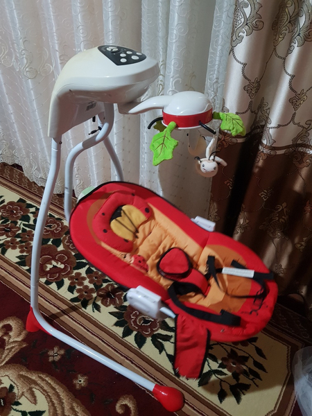 Кресло-качалка електроний Baby Care Riva 600 000 сум