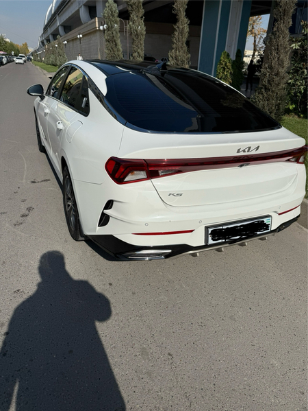 Kia 5 2 pozetsya 22.500 y.e