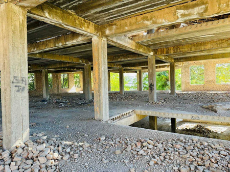 Продаётся 50 соток Вдоль дороги Ц.Лунчарского
