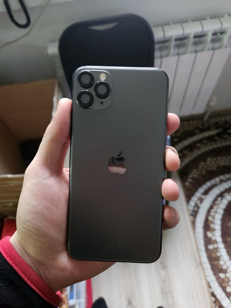 Iphone 11 pro max sotiladi 256 tali