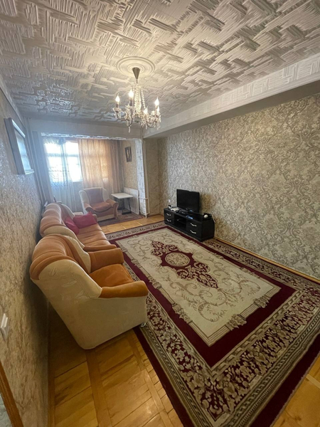 Дружба 3 xonali xamma sharoitlari bor lubboyiga 600$