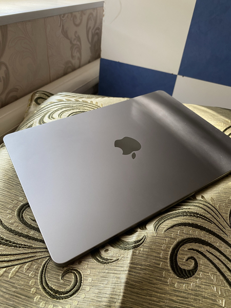 Macbook air m2 8/256gb 2022