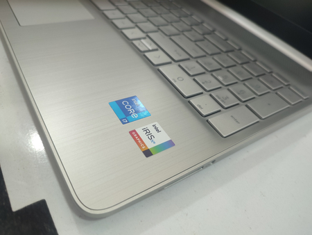 Yangi HP core i7 12 avlod silver