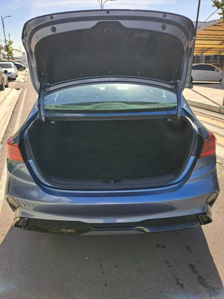 KIA SERATO 2023й краска тозза