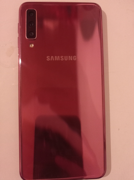 Samsung A7 2018 yil