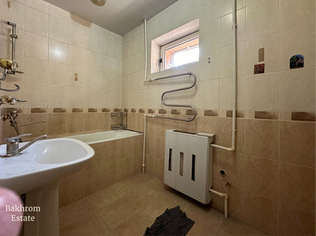 ул. Садык Азимова 4х ком. 127 м², посольство Японии