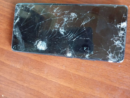 Срочно на запчасти  Samsung s10 lite