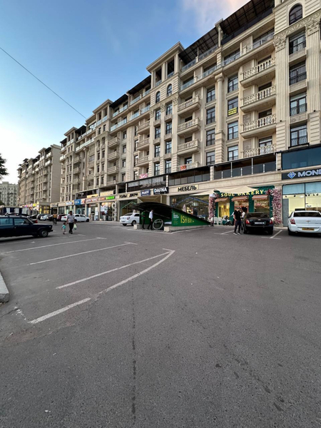 Продается/ Коммерция/ 1 линия/ 85м2/ Паркентский/ Новостройка