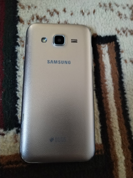 Assalomu alaykum telefon sotiladi Holat yaxshi