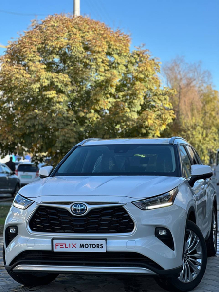Toyota Highlander Hybrid GLE