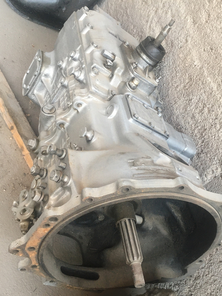 Kamaz karobkadilitel sotiladi