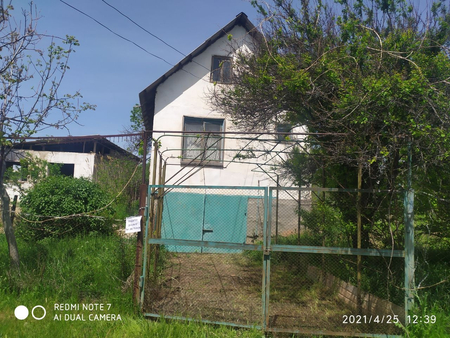 Qibray tuman mayiski tomonda 7.2sotix yer sotiladi