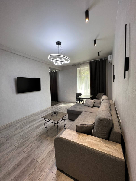 Продаётся 56м² ул.Бобура 2/2/4 ор-р Кафе Бек