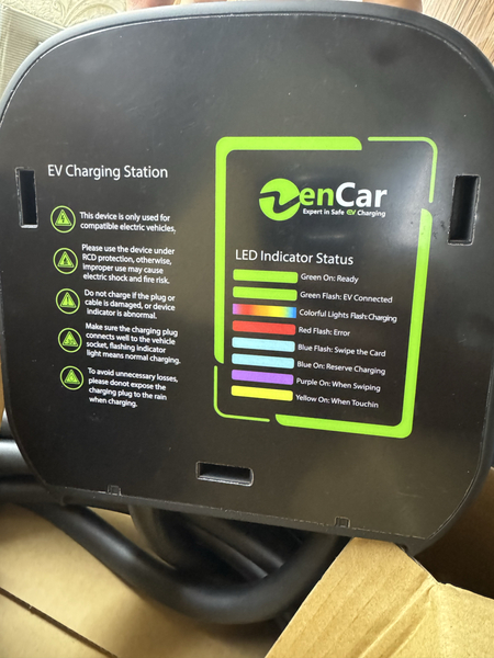 Настенная зарядная станция ZenCar для электромобилей