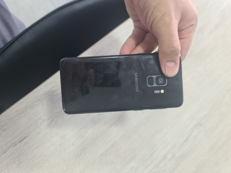 Galaxy s9 qora 4/64gb