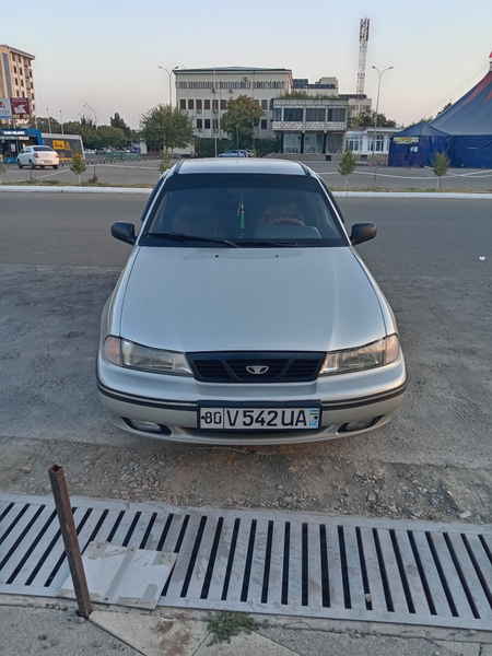 Nexia sons 2004, probeg-320ming, karobka_mexanika, yoqilg\\\'i_benzin va