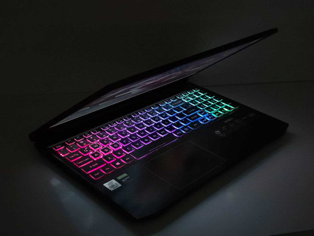 Acer Nitro 5 Gaming laptop Core i7 6 ядер