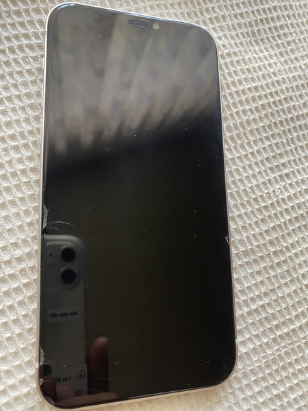 продается iPhone 12