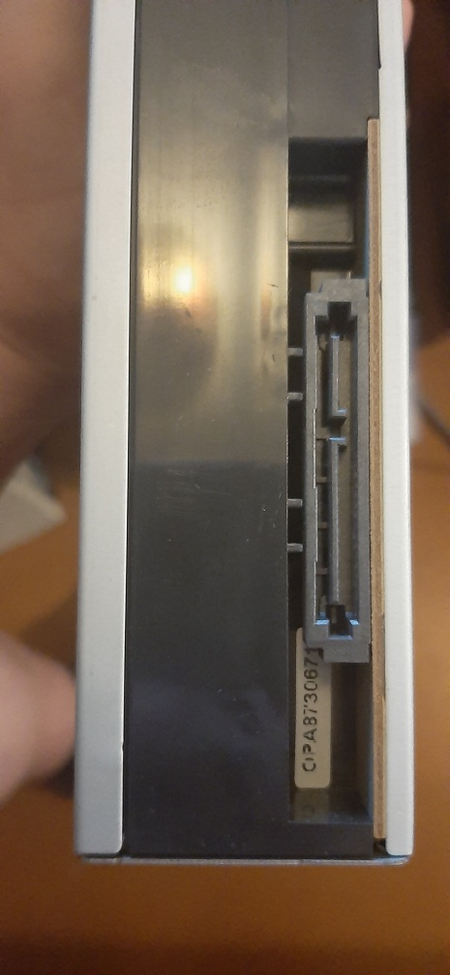 Продается DVD-ROM SATA