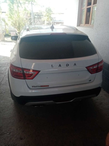 Lada Vesta SW Cross