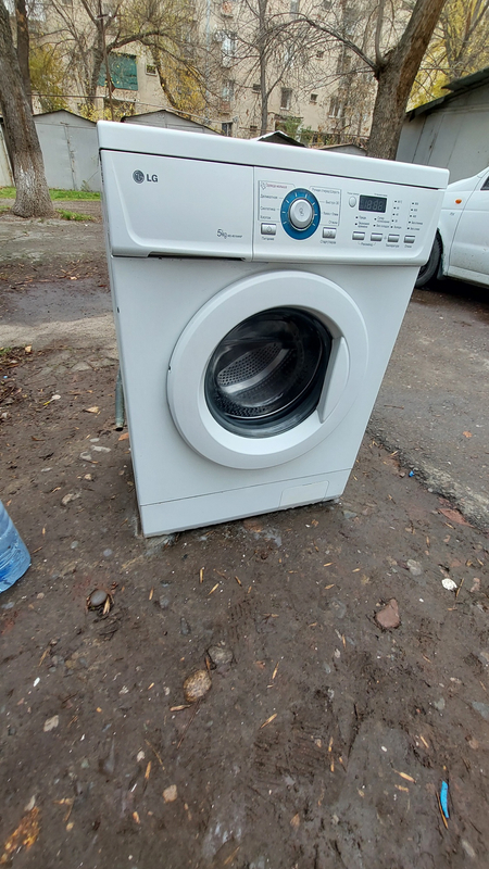 Продаётся стиральная машина LG 5кг