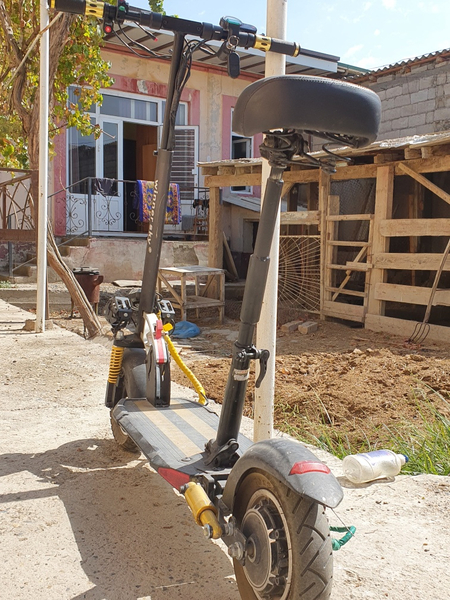 Scooter Holati yanking pul zarur bolgani uchun sotitman