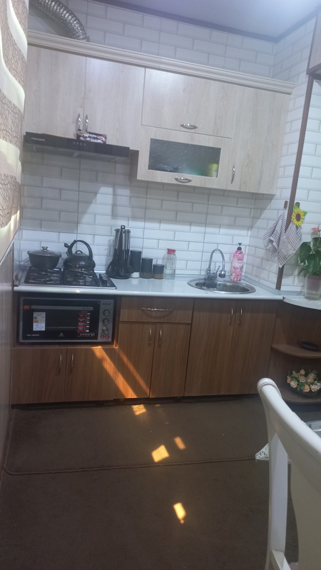 Продаётся Б/у кухонный гарнитур