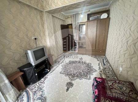 Продается квартина на Буйвк ипак Йули 1/3/5