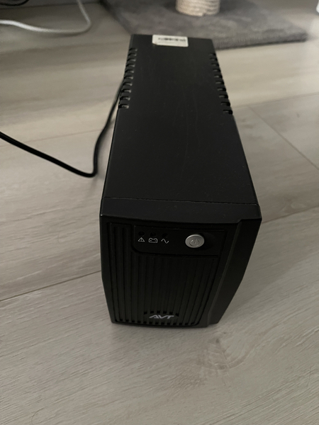 Ups avt ks650 avr