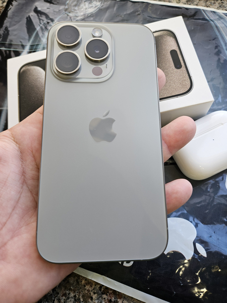 Iphone 15 pro 128 gb