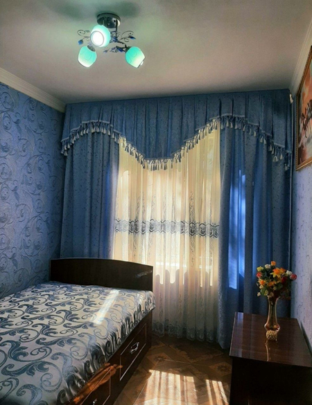 Юнусабад 4кв 3/3/4 балкон: 2*6