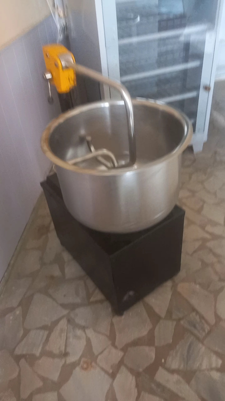 Продается тестомес
