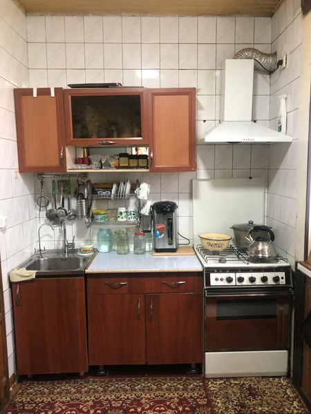 SROCHNA 4 honali kvartira