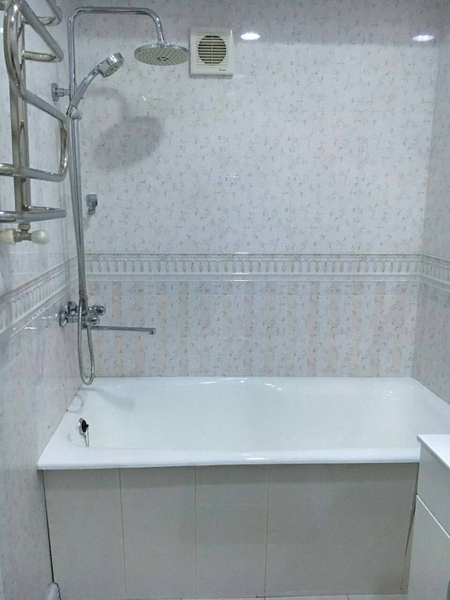 ПРОДАЕТСЯ 3/4/4
на Улице Амир Темура 
ор: клиника Федорович
(Мирабадск