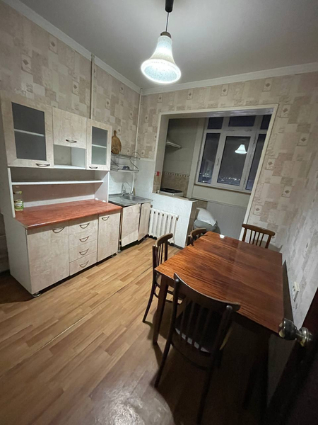 Аренда. Мирабадский р-н Куйлюк Массив 4 2/8/9 ориентир 8 метро станция