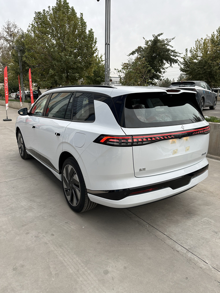 Dongfeng 008 Hybrid