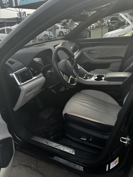 BYD chenpyon 2023 yil  605 тали аренда нахт