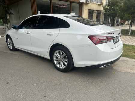 Srochno prodam Malibu 2 XL.