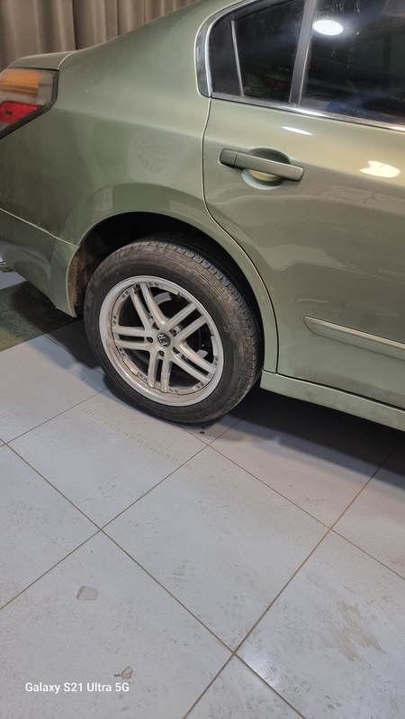 Diska balon sotaman 18 razmer treker 1 baloni tanilgan 215/55/18