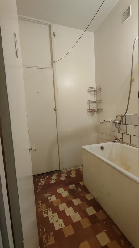 Срочно продается квартира авиасозлар 3  2/2/4 51.500у,е старт