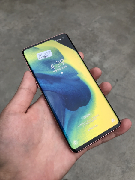 Samsung s10 ideal