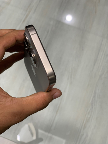 Iphone 15 Pro 128GB Natural Titan