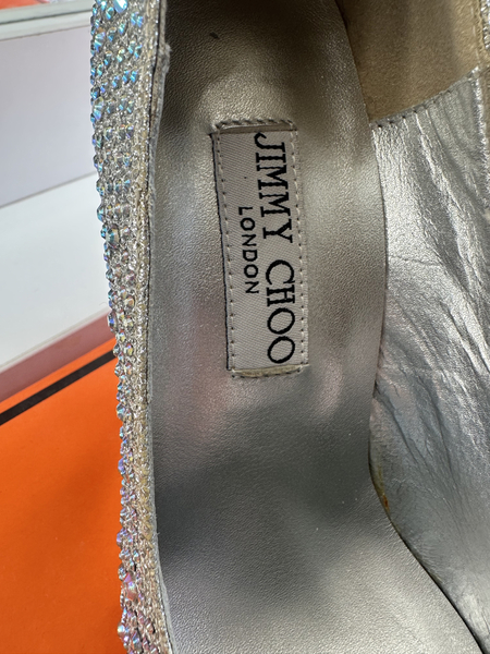 Jimmy Choo представил туфли Золушки
