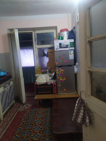 1 xonali dom 42 dom 4 qavatda