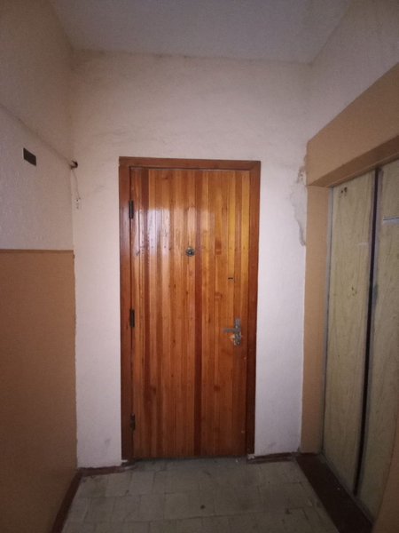 Продаётся дверь ССР в хорошем состоянии