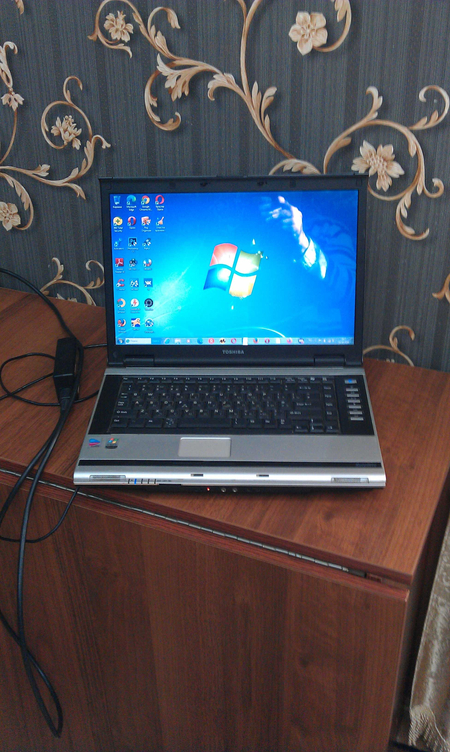 Ноутбук TOSHIBA Satellite M 70-340