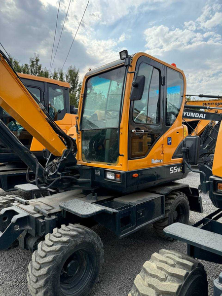 Экскаватор  HYUNDAI R55Wi