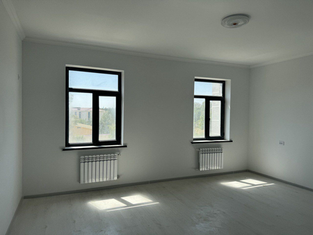 Карасу-4. Продаётся квартира. Новостройка. 3/3/9. 113 м²